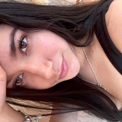 alis_escobar Influencer Profile | SubmitHub